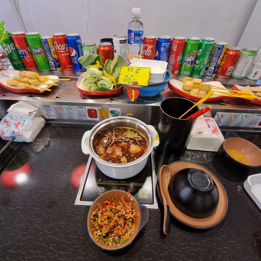 5 ร้านอาหารยอดฮิตย่านบรรทัดทอง ของคาว ของหวาน จัดเต็ม!